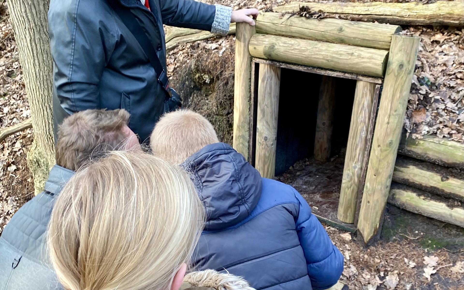 Gidsen van De Duikelaar wekelijks op pad over het 'onderduikerspad ...