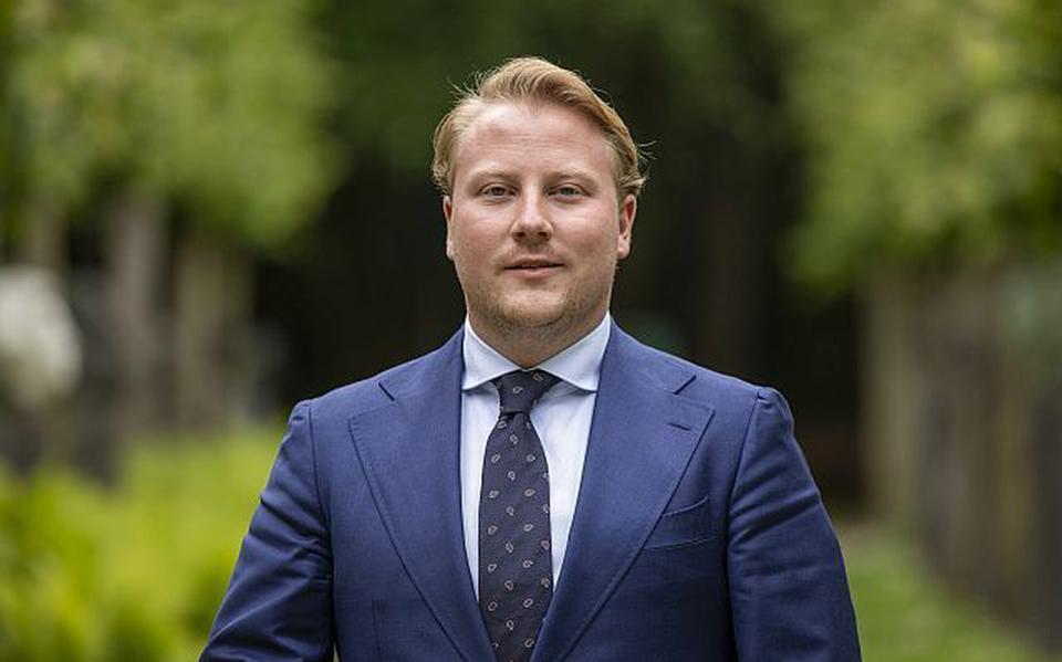 Wethouder Robin van Ulzen (VVD) van Meppel keert na maandenlang ...