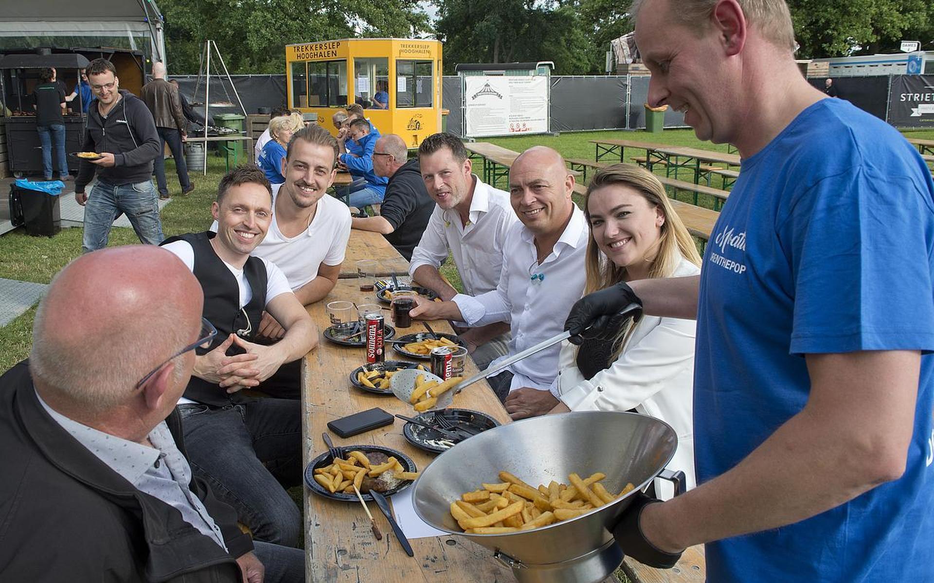 Even een bodempje leggen voordat op DrenthePop de versterkers worden ...