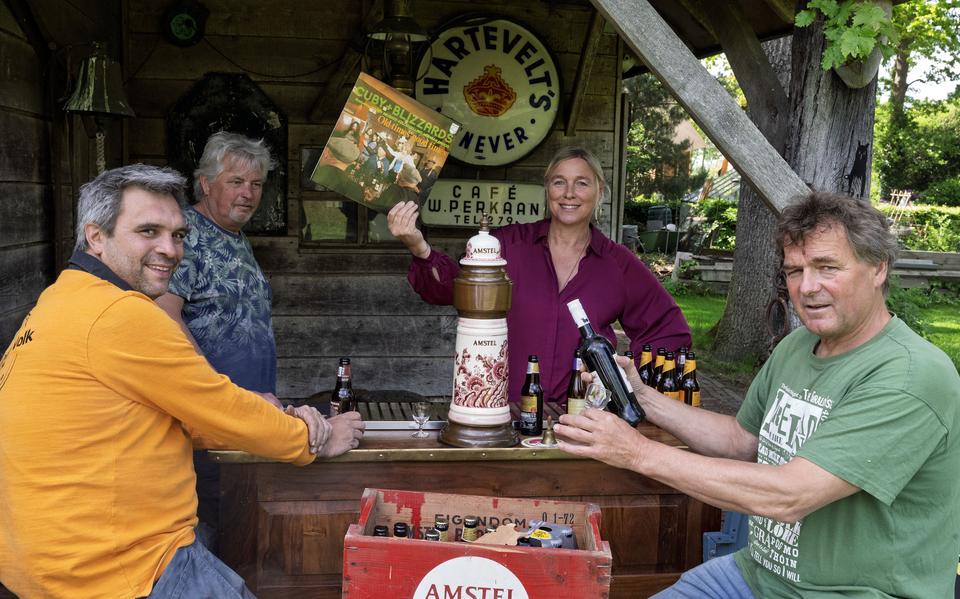 Roemrucht café Perkaan herleeft op festival Folk Veur Volk in Oud ...