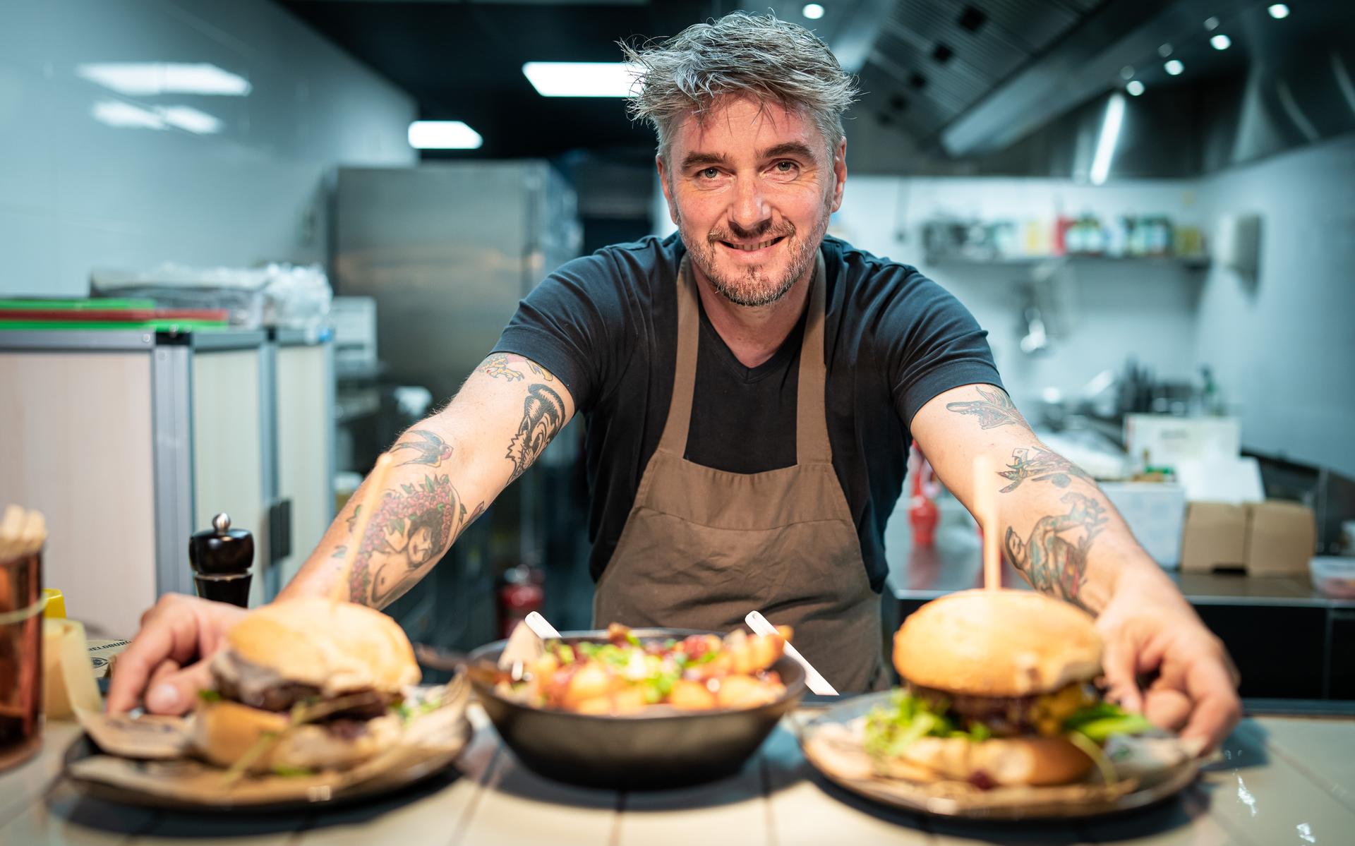 Zelfs Guns N' Roses smikkelde van hun biologische burgers. Lekkerbekken ...