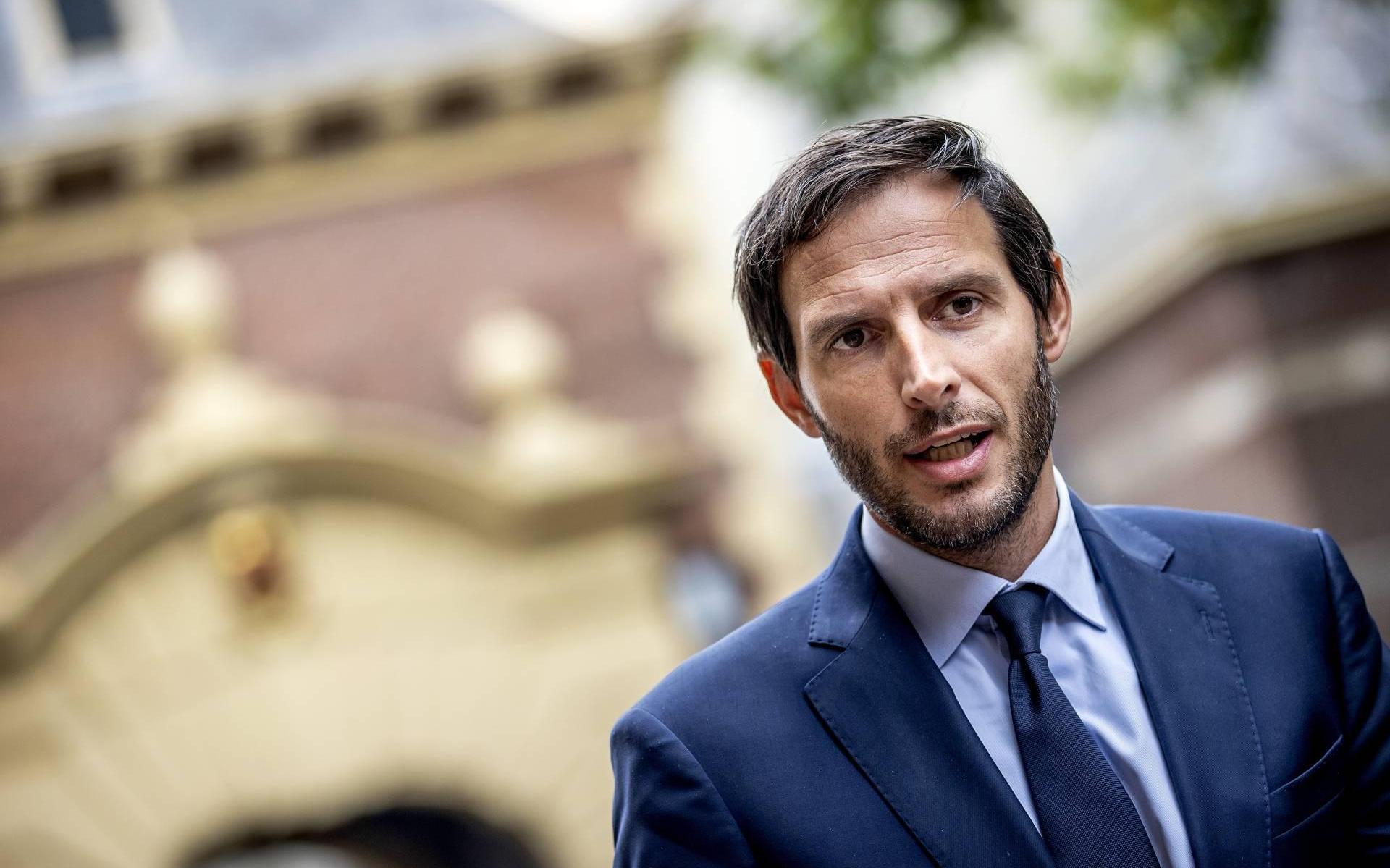 Hoekstra: beantwoord Poetin met meer wapens, sancties en hulp - Dagblad ... Hoekstra: beantwoord Poetin met meer wapens, sancties en hulp - Dagblad ...