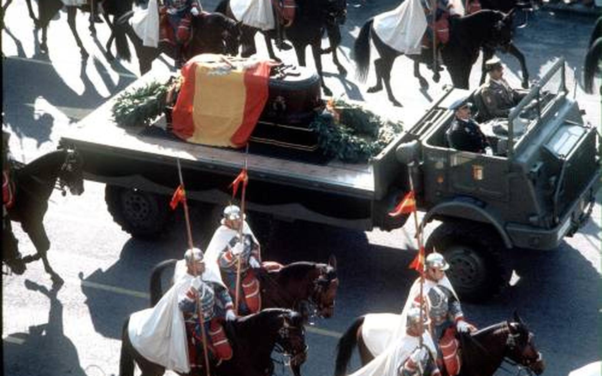 Generaal Franco wordt in juni herbegraven - Dagblad van het Noorden