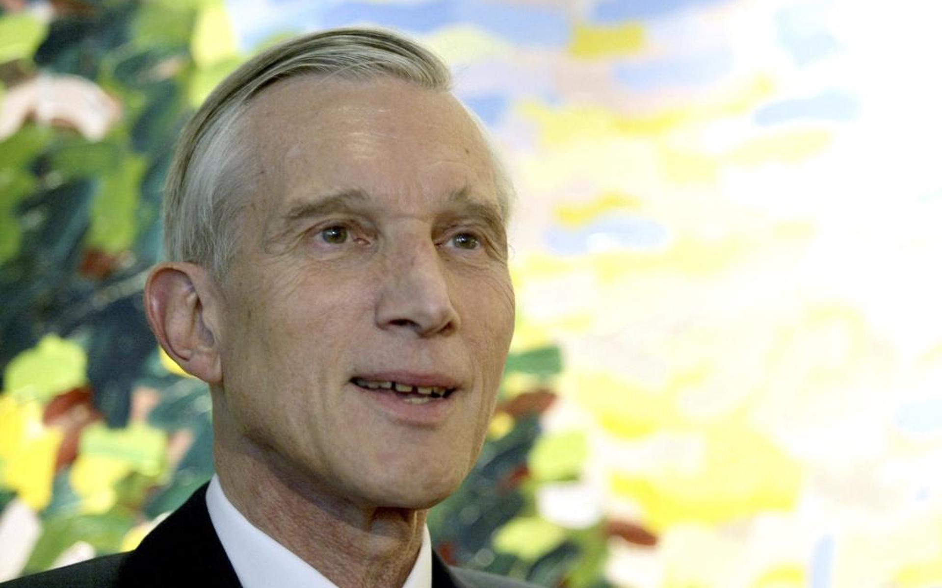 Oud-minister Ben Bot hielp Groningen aan gas-deal - Dagblad van het Noorden