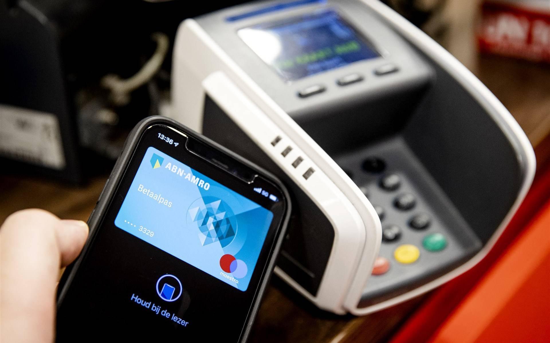 Kassa’s rinkelen harder dan ooit tijdens Black Friday - Dagblad van het ...