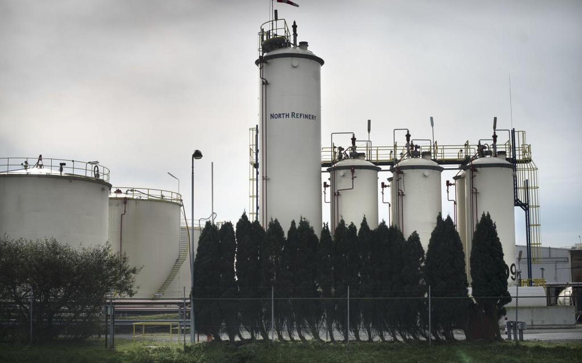 Omvangrijke strafzaak tegen North Refinery begonnen - Dagblad van het ...