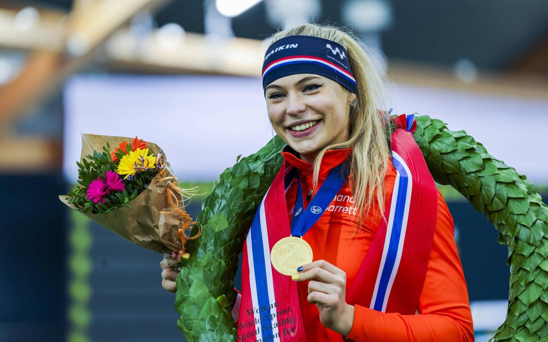 Schaatsster Leerdam nieuwe gezicht van Dior - Dagblad van het Noorden