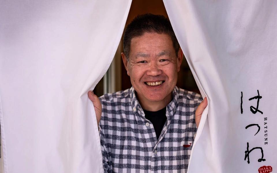 Toru Nakata (60) schaduwt al een kwart eeuw alle Japanse voetballers in ...