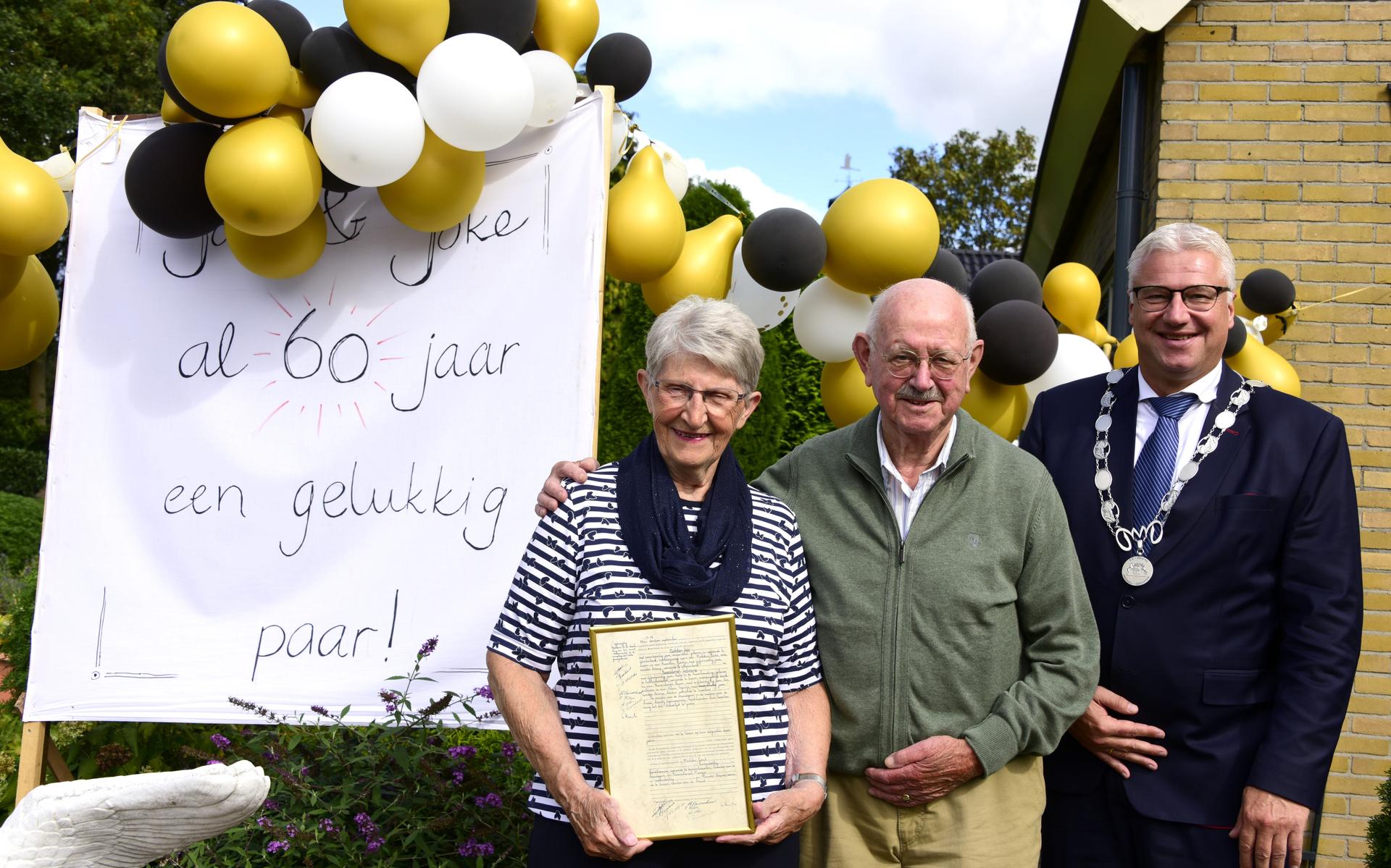 Jan en Joke Mekkes uit Westerbork zijn 60 jaar getrouwd - Dagblad van ...