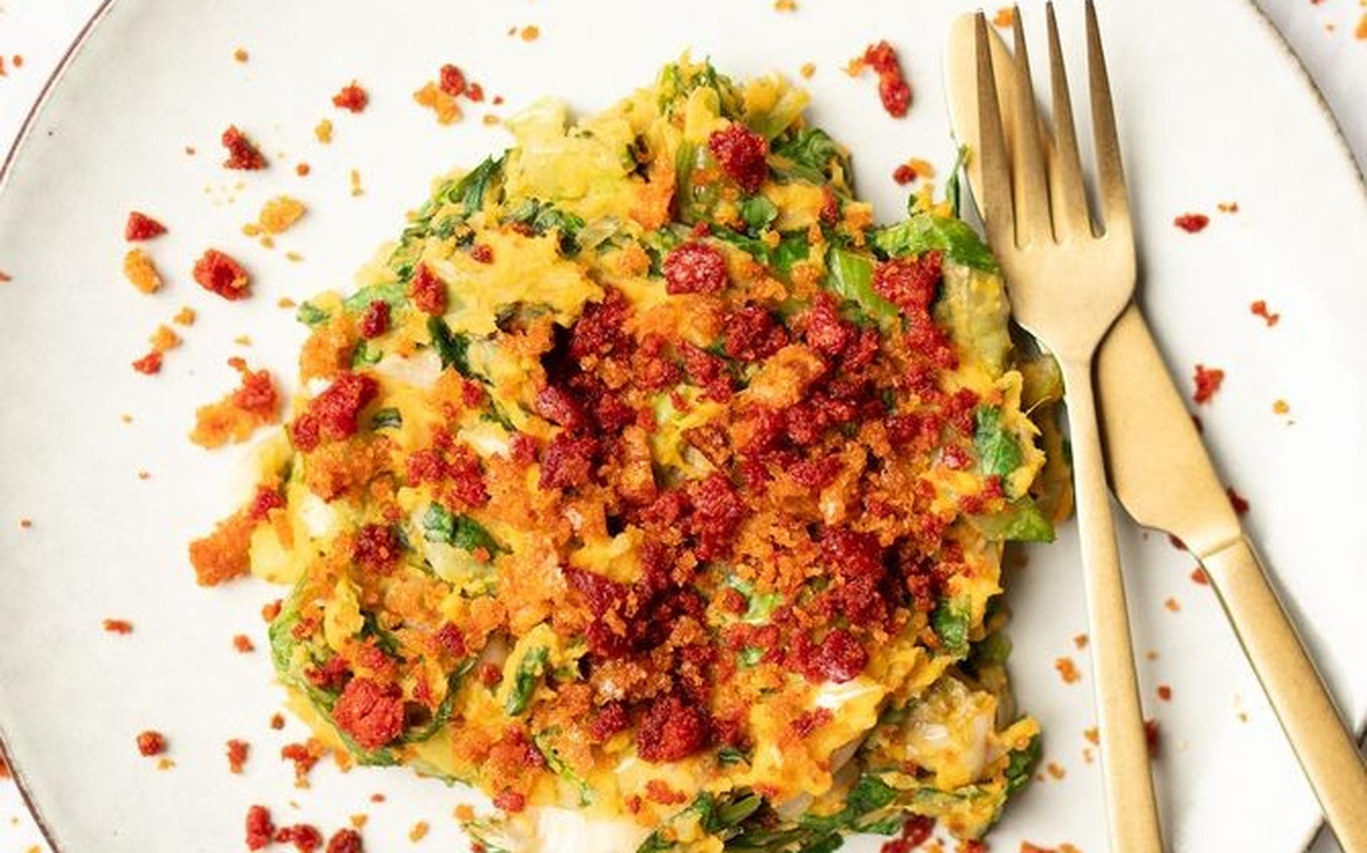 Andijviestamppot met zoete aardappel en krokant chorizokruim | wat eten ... Andijviestamppot met zoete aardappel en krokant chorizokruim | wat eten ...