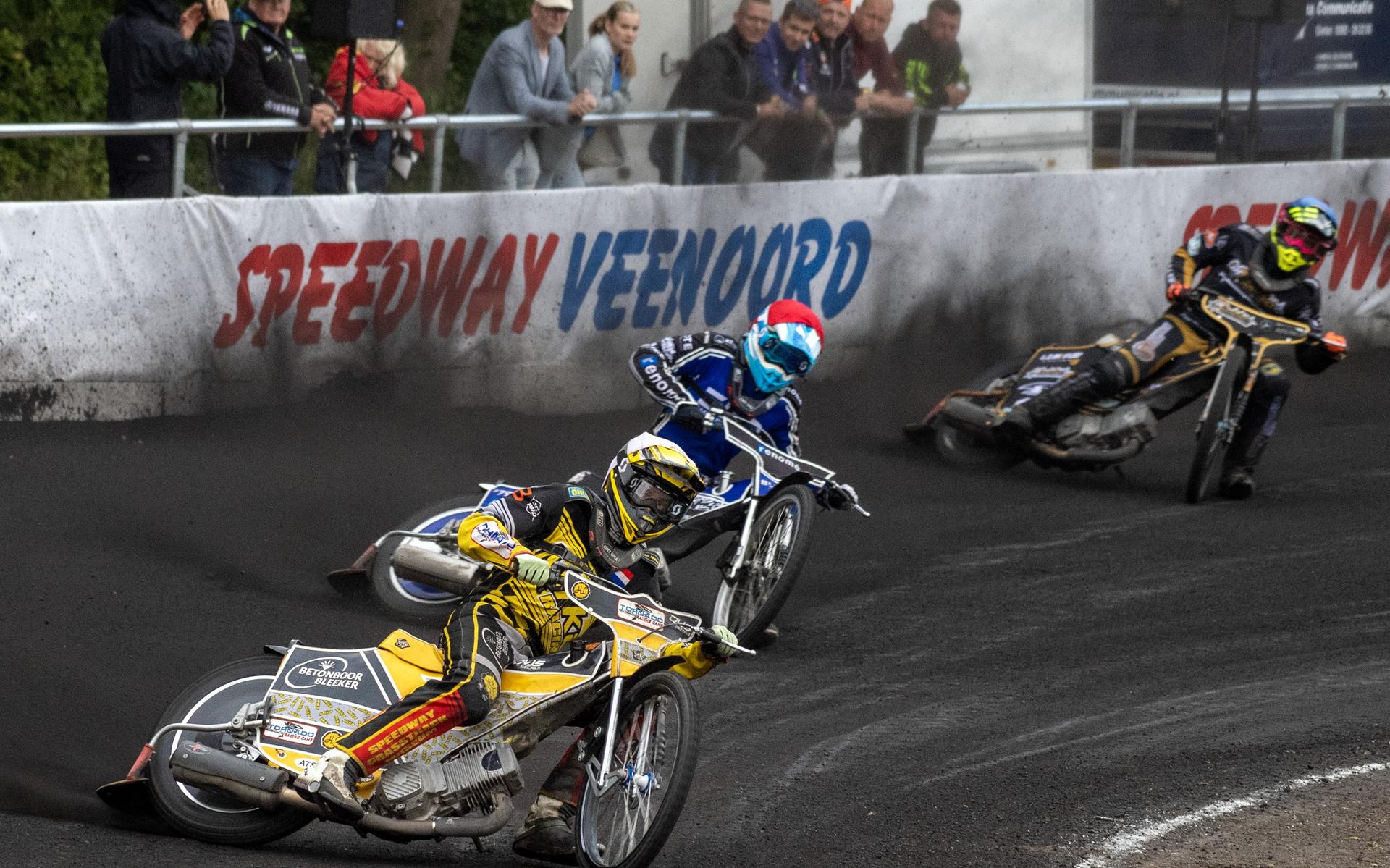 'De speedwayrijders zijn wild en willen er allemaal uit ...