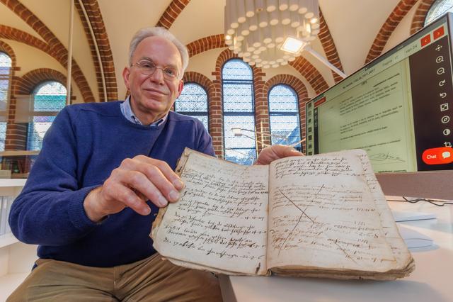 Fred (65) uit Assen spit al een leven lang in de archieven. ‘Zo’n ...