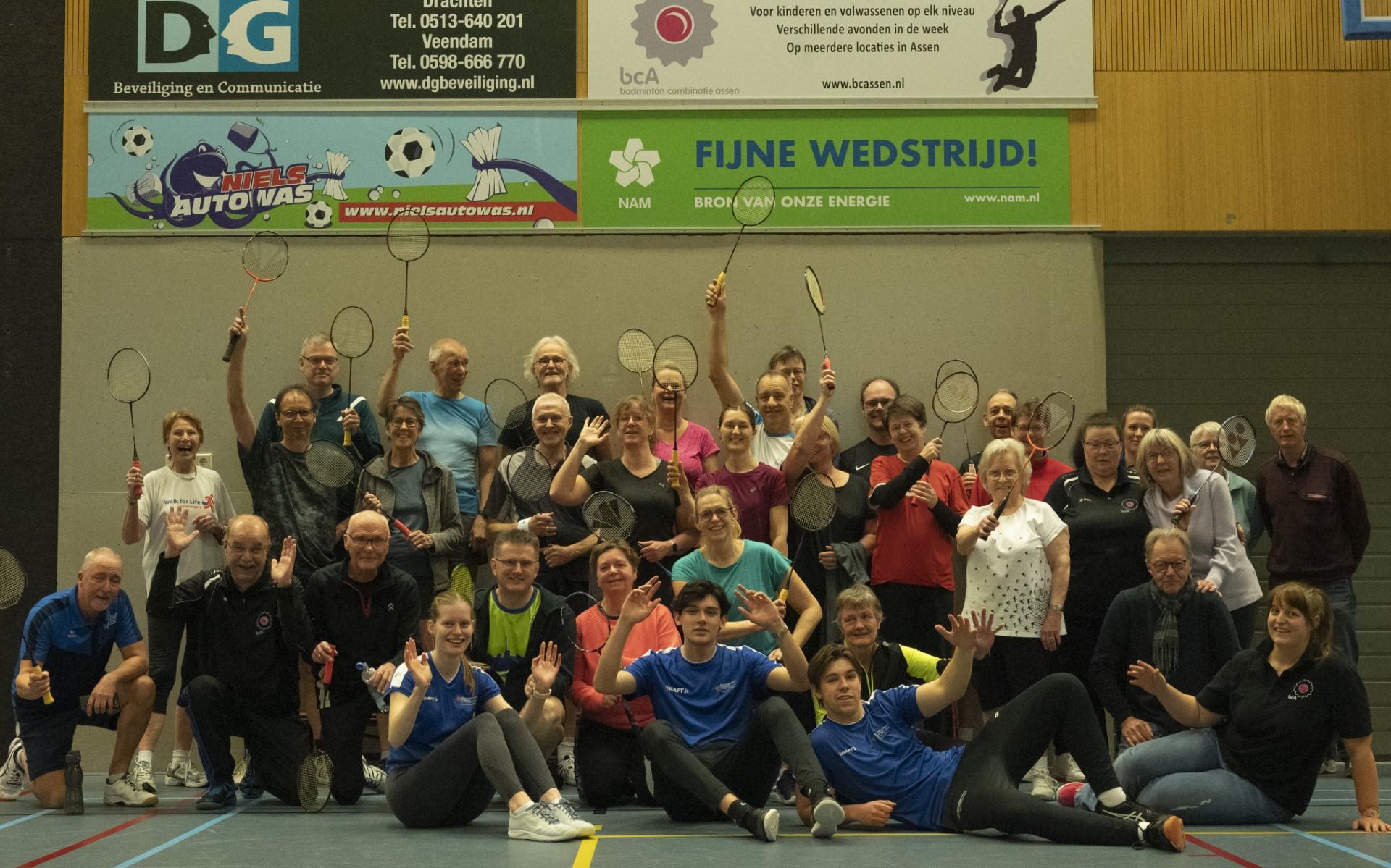 50-plussers fanatiek aan de slag bij Badminton Club Assen - Dagblad van ...
