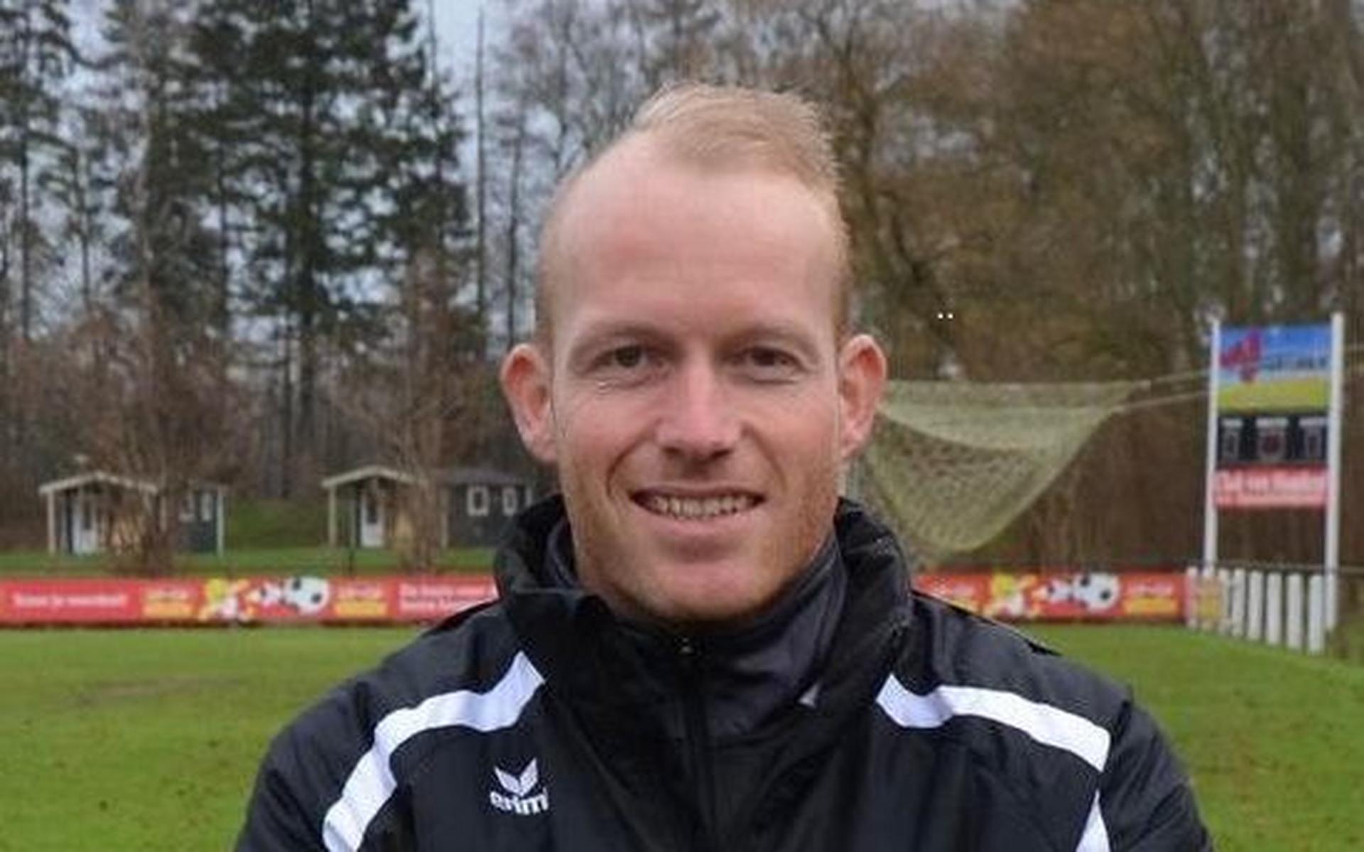 Robert Oosting gaat aan de slag als trainer van Drenthina - Dagblad van ...