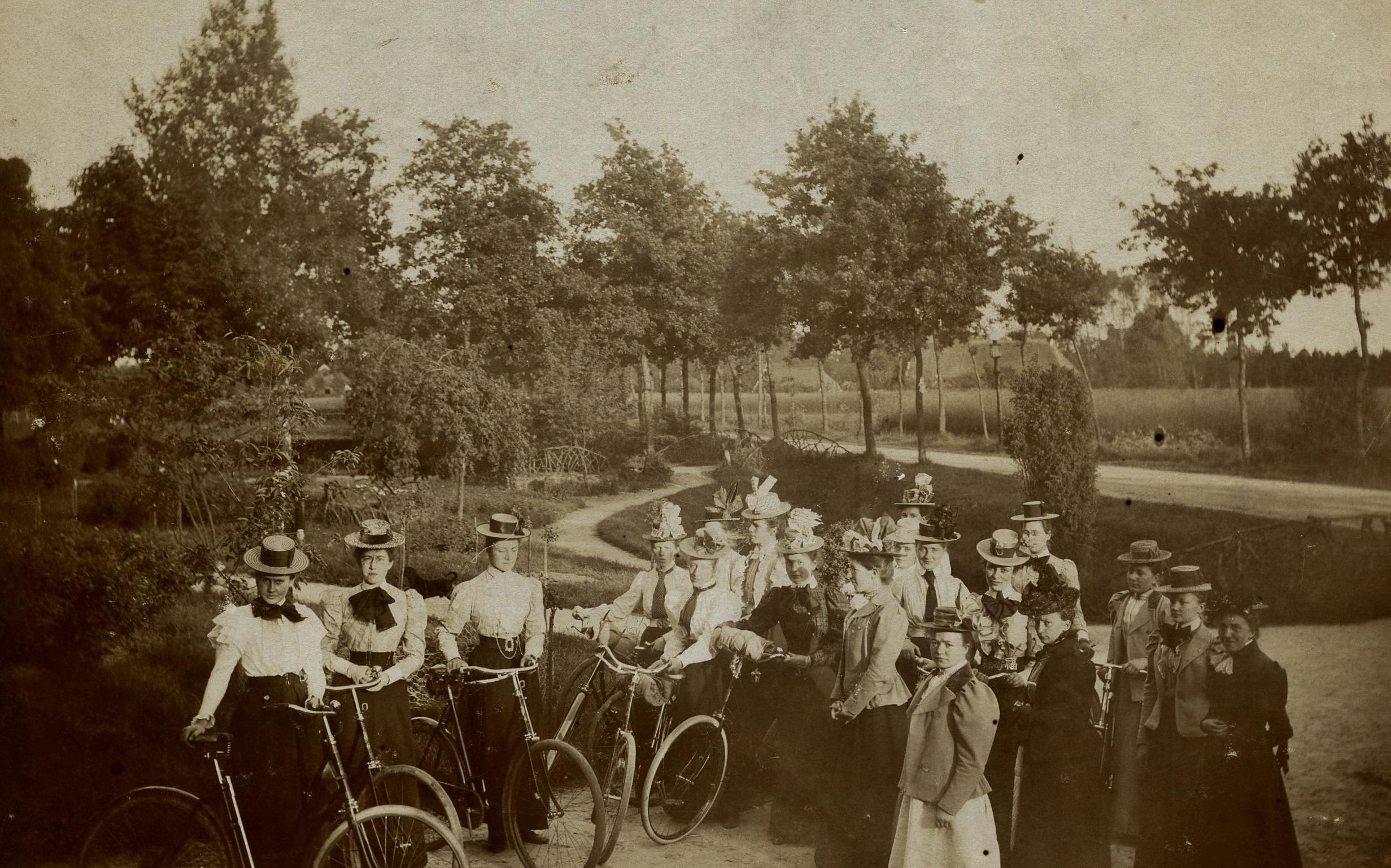 25 Groningse vrouwen die prachtige dingen hebben gedaan, soms was het ...