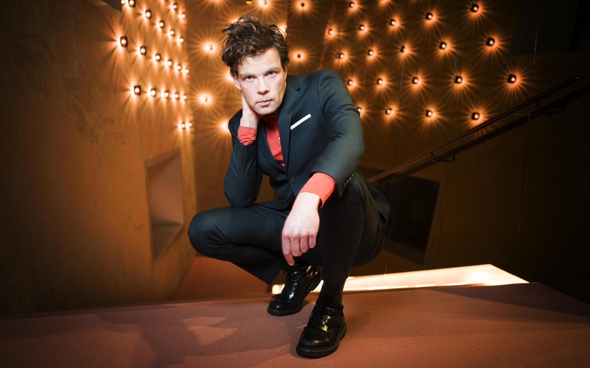 Anne Jan Toonstra (45) presenteert na vijf cabaretshows debuutalbum in ...