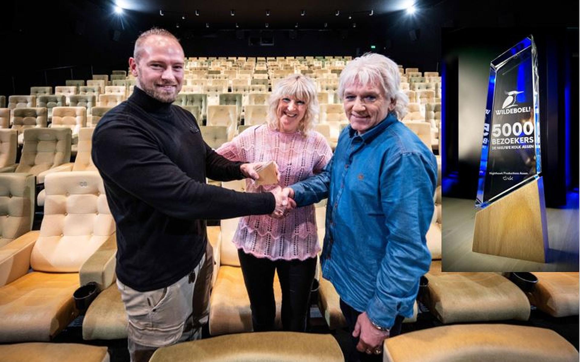 Natuurfilm ’Wildeboel’ van Henk en Janetta Bos krijgt award van DNK in ...