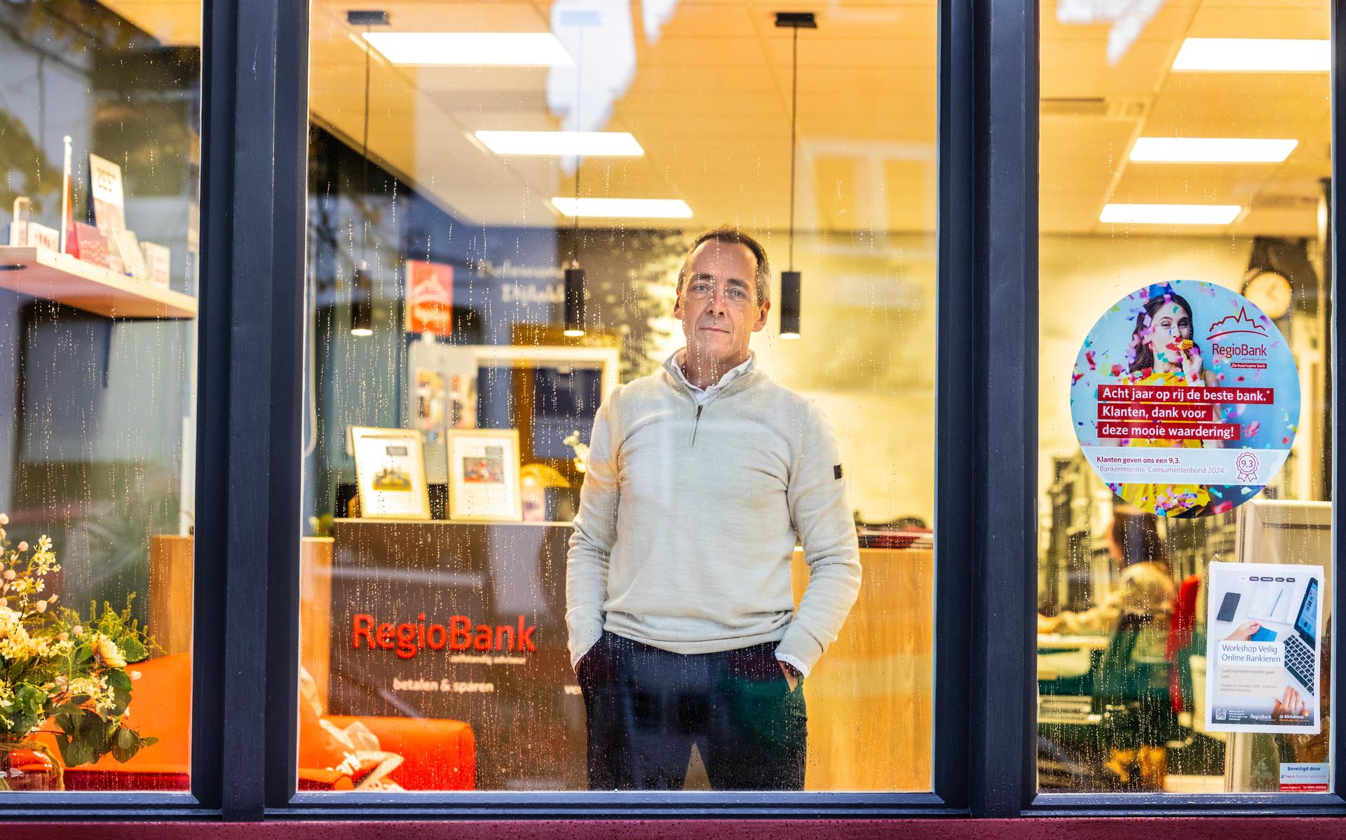 Namen Regiobank en SNS verdwijnen door reorganisatie van moederbedrijf ... Namen Regiobank en SNS verdwijnen door reorganisatie van moederbedrijf ...