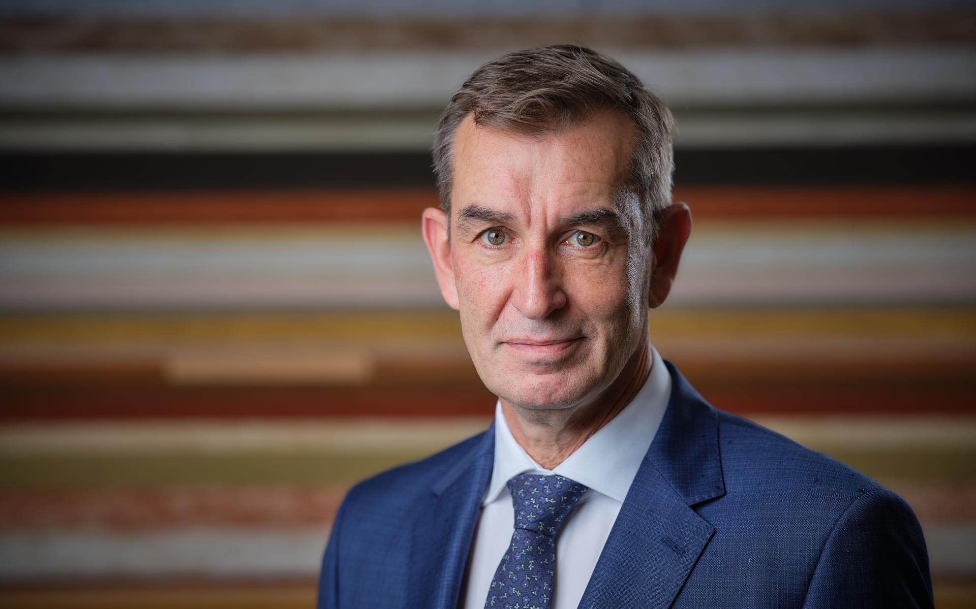 Wat denkt staatssecretaris Eddie van Marum van de zorgen in Groningen ...