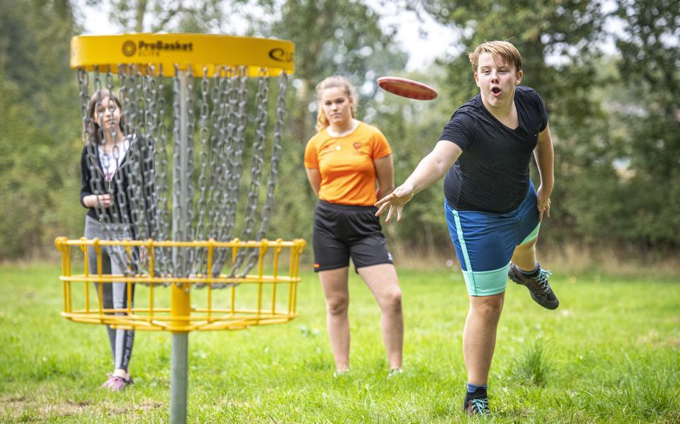 Opening discgolfbaan bij Baggelhuizerplas Assen in zicht - Dagblad van ...