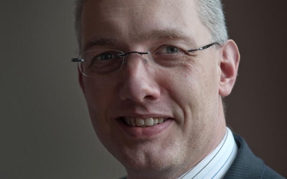 Burgemeester Out van Assen breekt heup - Dagblad van het Noorden Burgemeester Out van Assen breekt heup - Dagblad van het Noorden