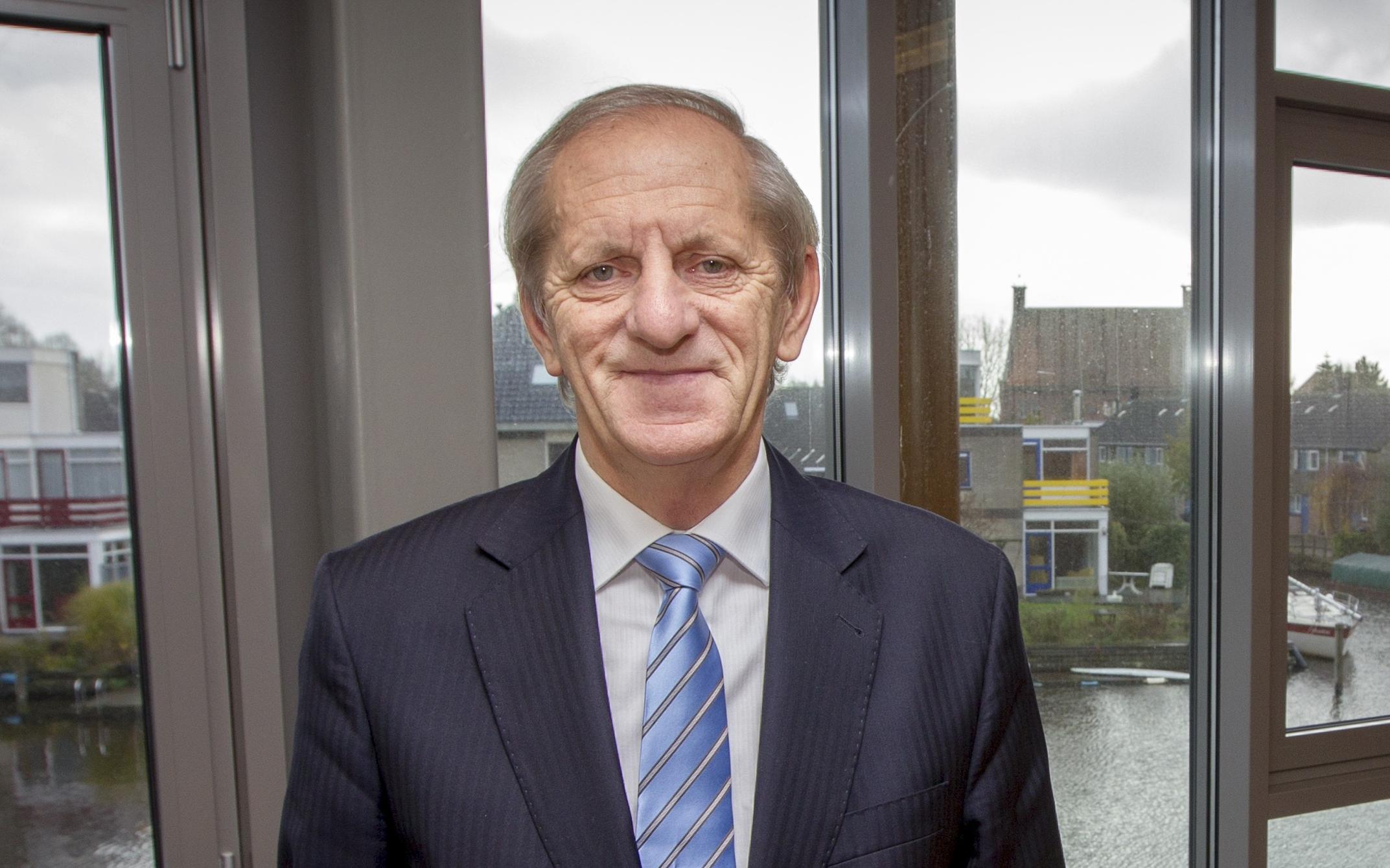 Oud-burgemeester Baas aan roer op Paterswoldsemeer - Dagblad van het ...