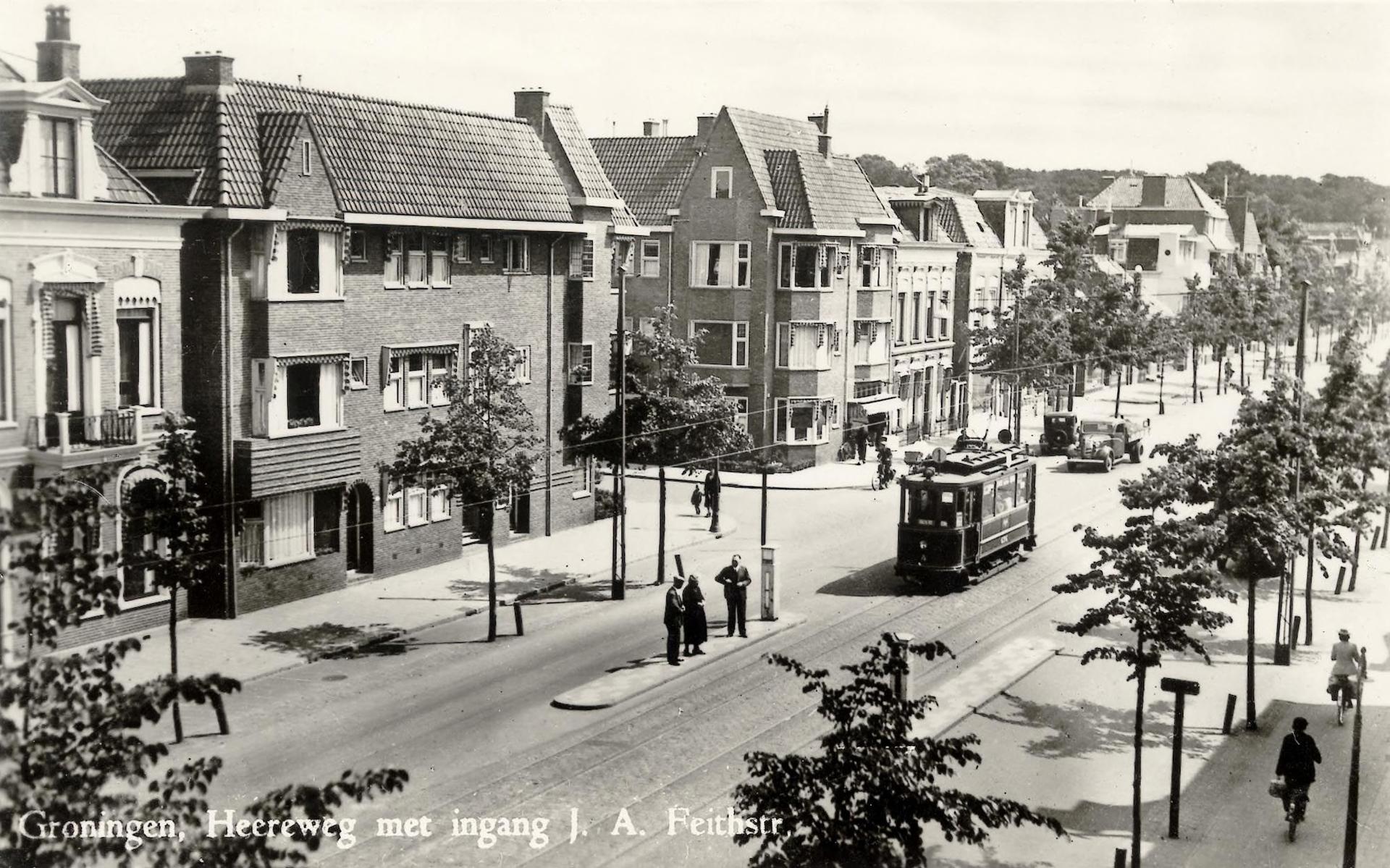Groningen zwaaide de tram 75 jaar geleden massaal uit. Help ons: wie ...