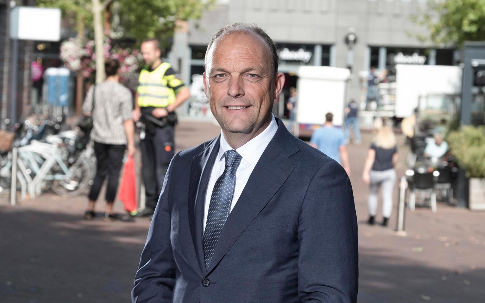 Peter Snijders: burgemeester van Zwolle, kind van Dalen - Dagblad van ...