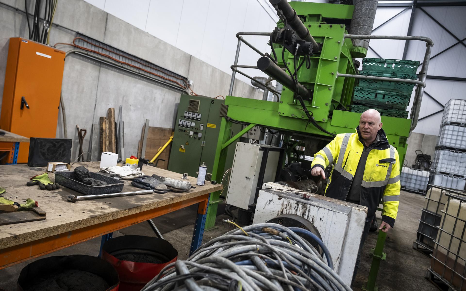 Unwastor maakt in de Eemshaven bouwmateriaal van plastic afval ...