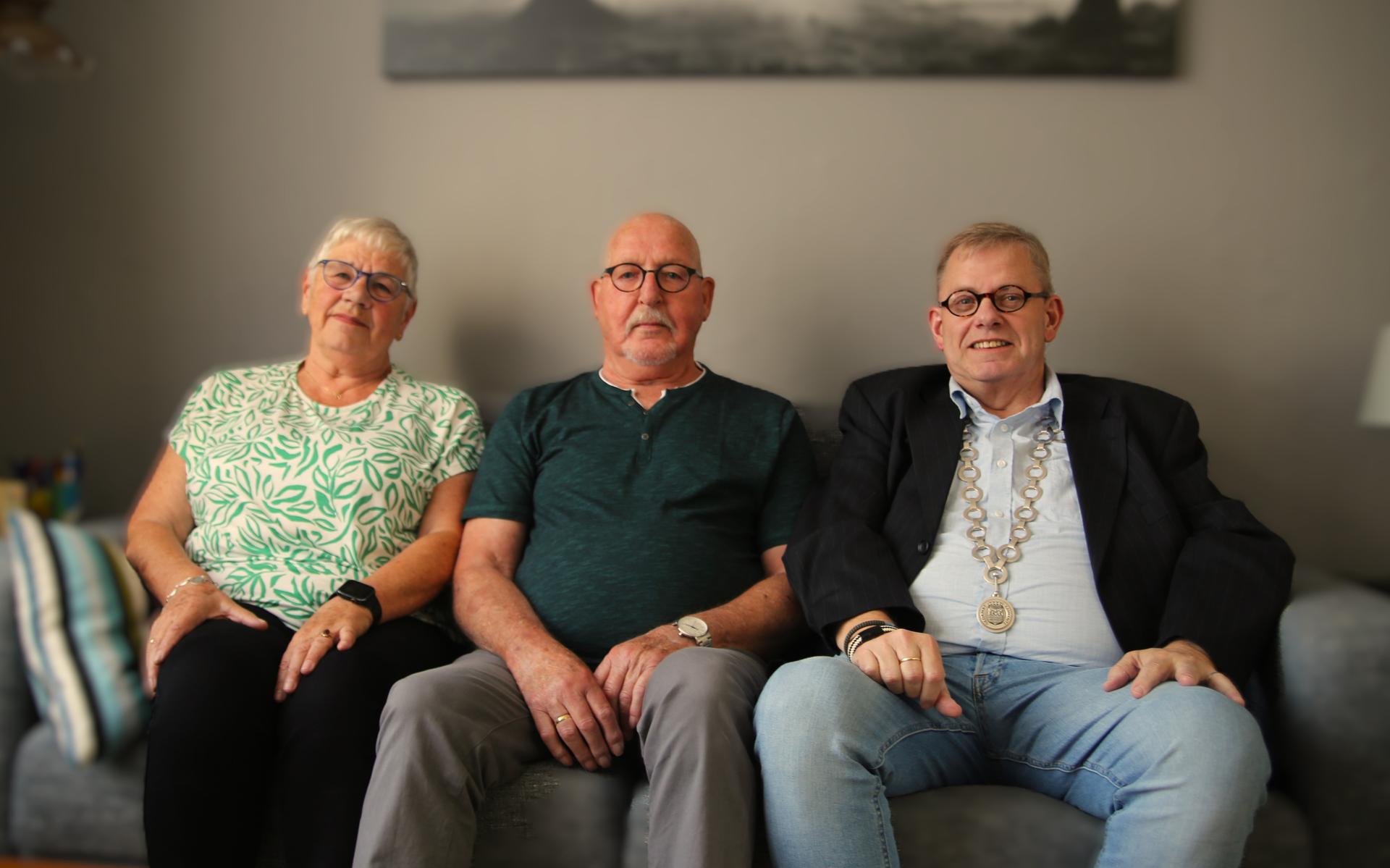 Echtpaar Meijer uit Winschoten zestig jaar getrouwd. Het stel leerde ...