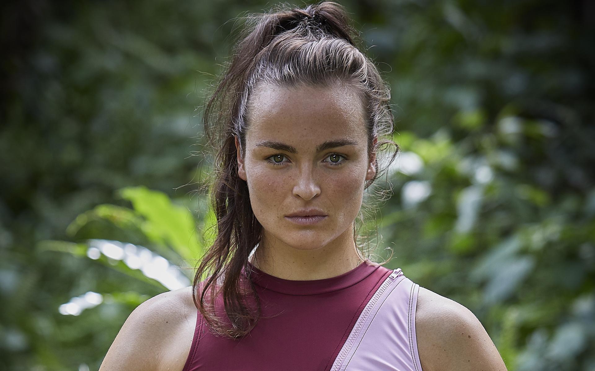 In 2018 gestopte cirkelspeelster Yvette Broch keert na comeback terug ...