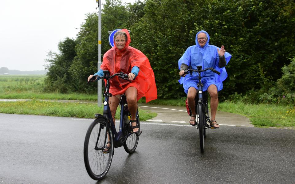 Kletsnatte Fiets4Daagse is begonnen - Dagblad van het Noorden