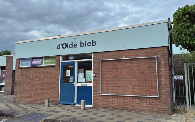 Toekomst van buurthuis d’Olde Bieb in Hoogeveen onzeker: pand niet ...