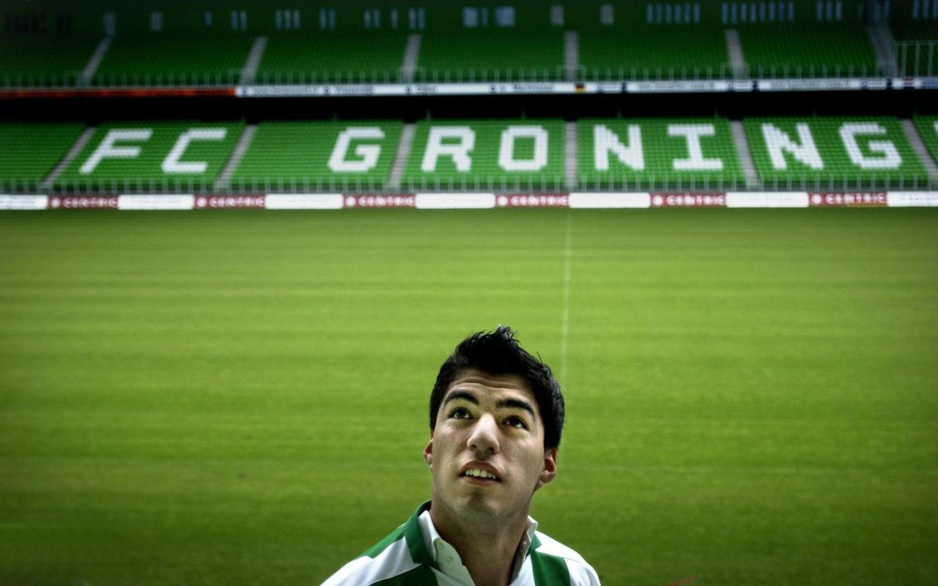 Liefde en PlayStation brachten Luis Suárez naar Groningen - Dagblad van ...