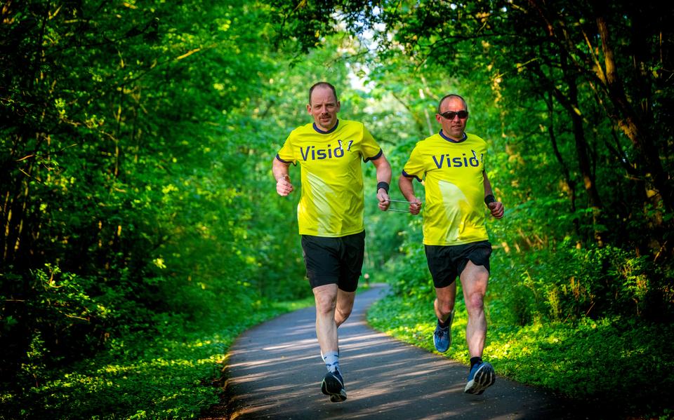 Marcel (43) werd nagenoeg blind, maar doet toch mee aan LOOP Leeuwarden ...
